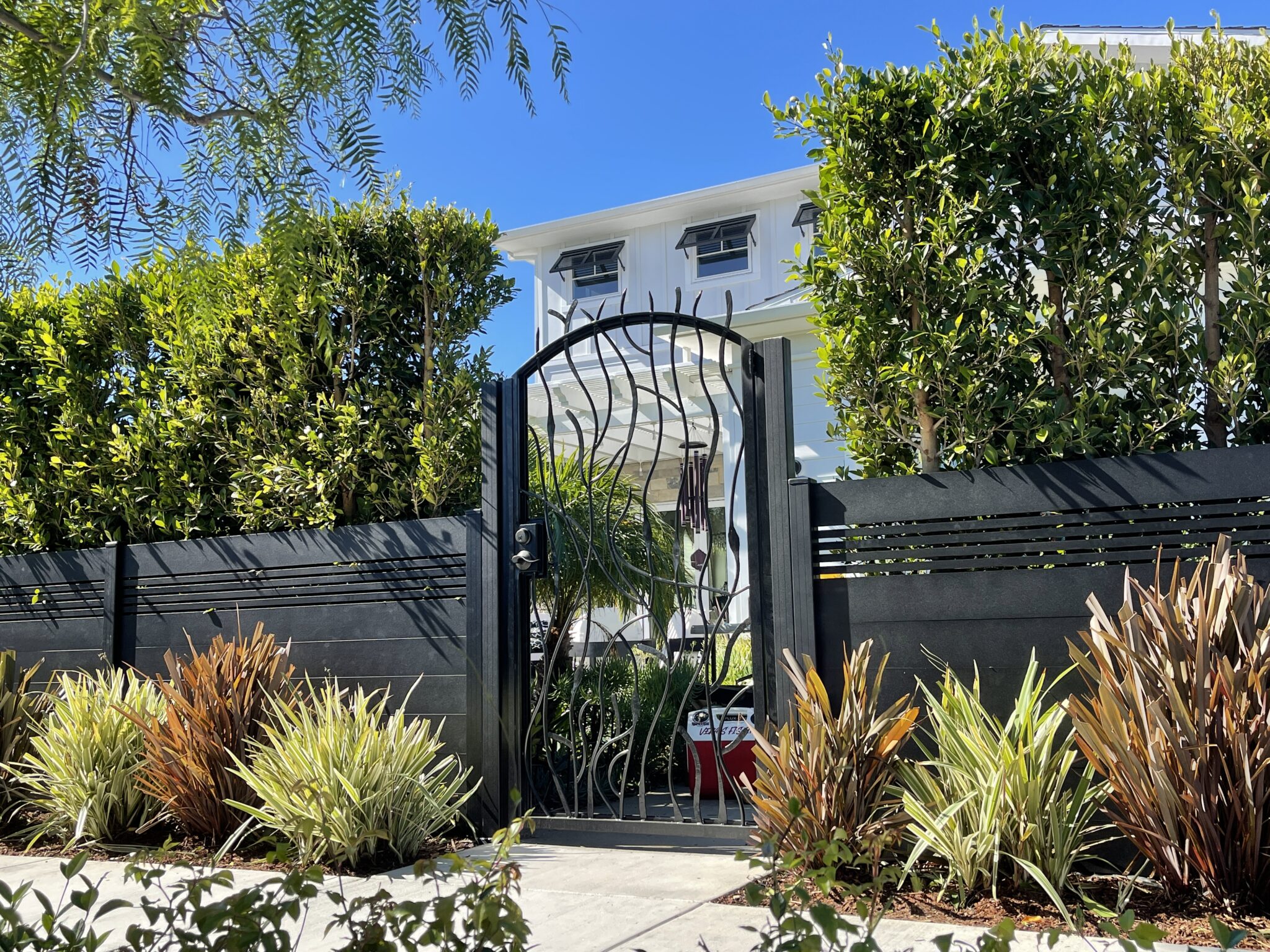 Aluminum gate and side panels in Westlake Village, CA