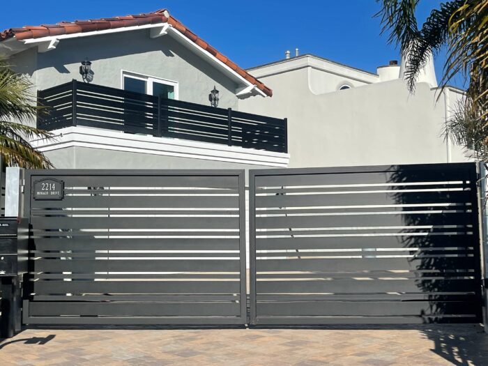 Motorized Driveway gate in Oxnard, CA 93035
