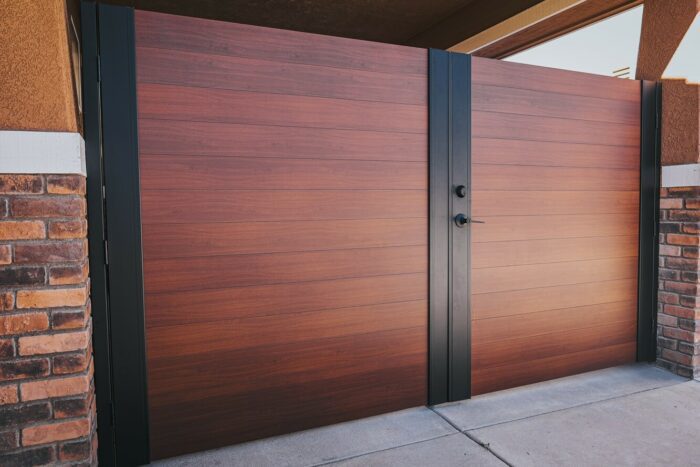 Double Swing Gate in Ventura, CA 93004 - Alumission