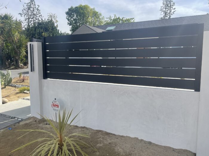 Black Wall Topper in Los Angeles County - Woodland Hills, CA