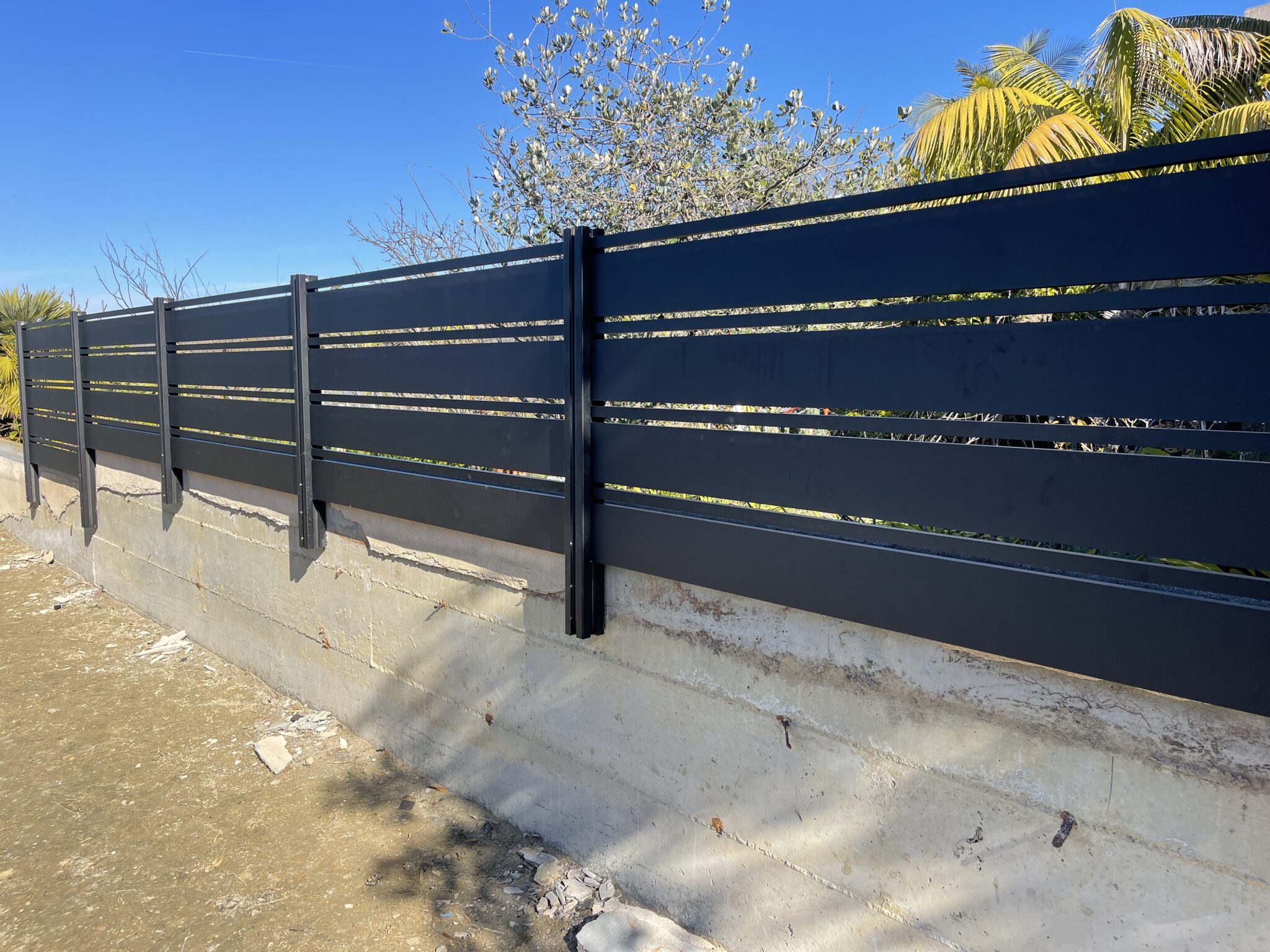 Perimeter Fence in Black, Laguna Beach, CA 92651 - Alumission
