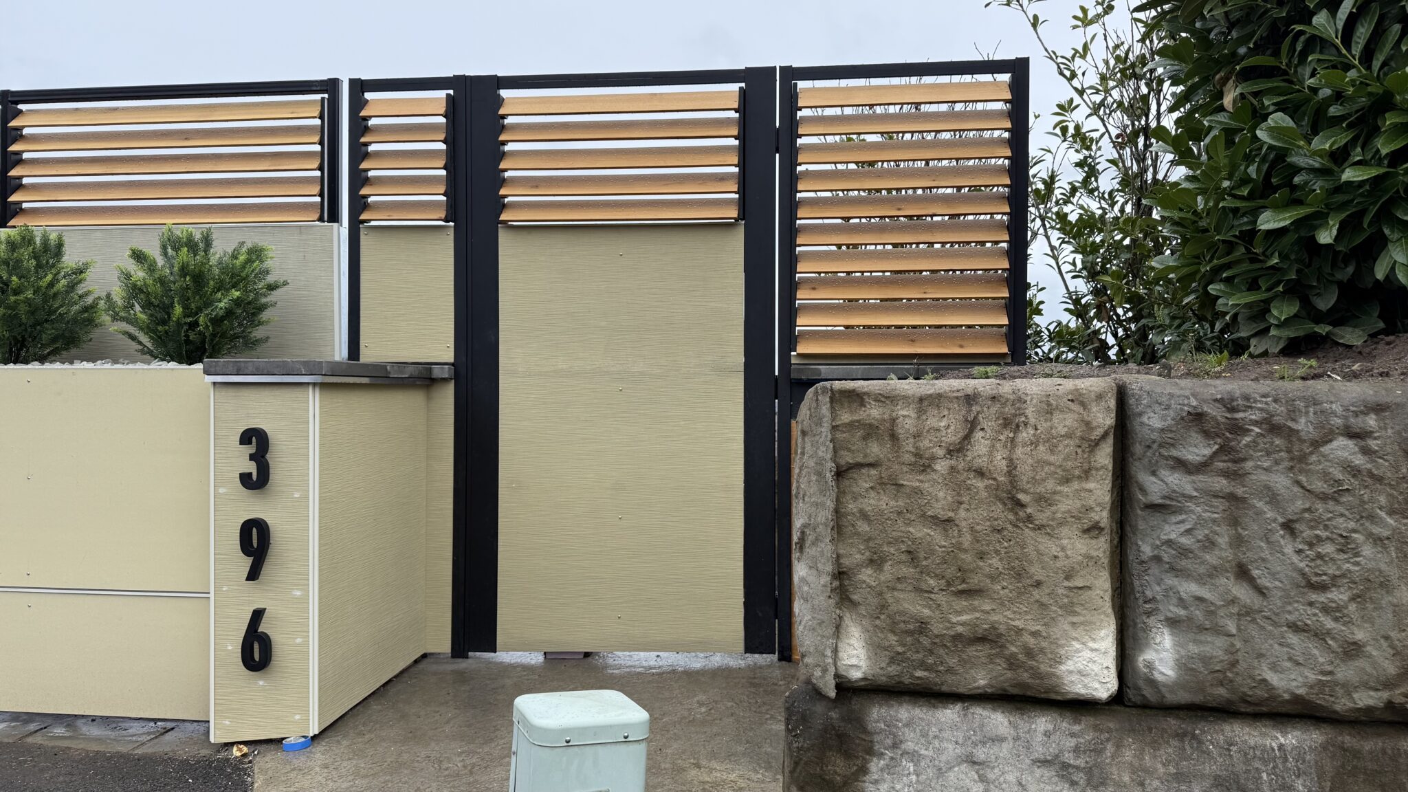 Fireproof Fencing, Non Combustible Fencing - Alumission